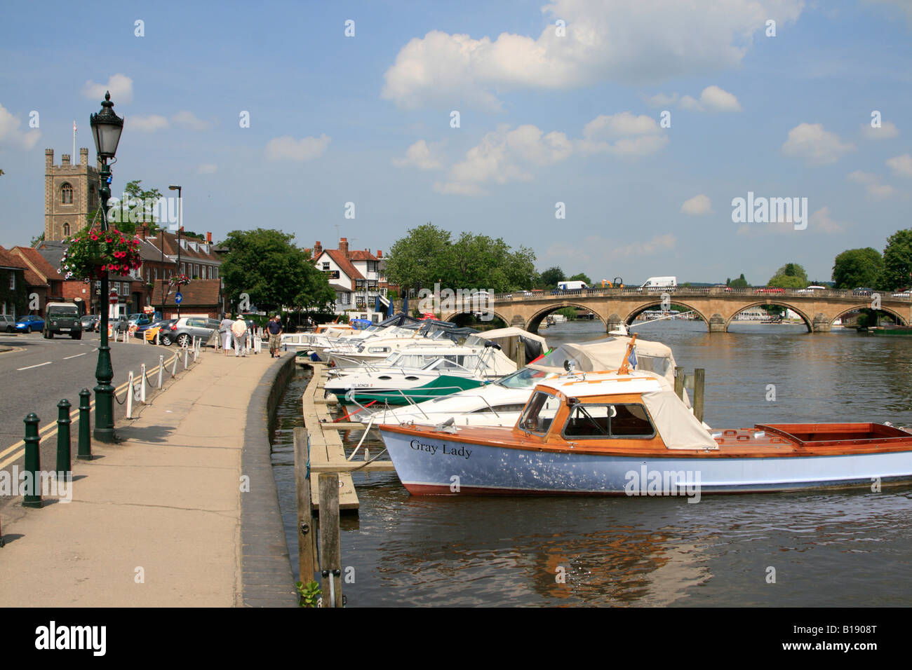 Henley Bridge is a five-arched stone road bridge built in 1786 at ...