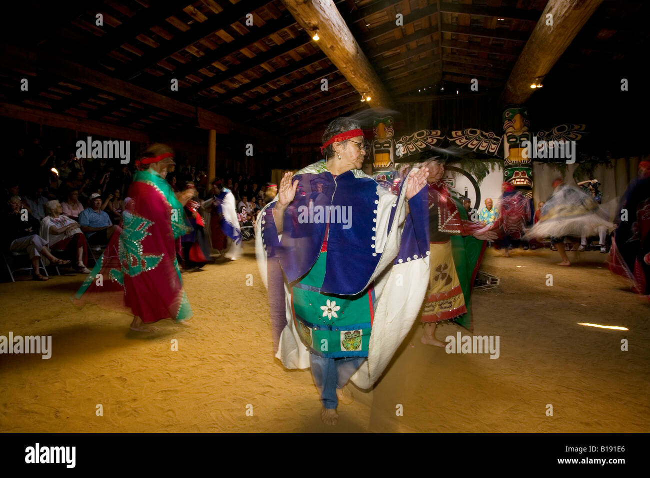 Longhouse dance hi-res stock photography and images - Alamy