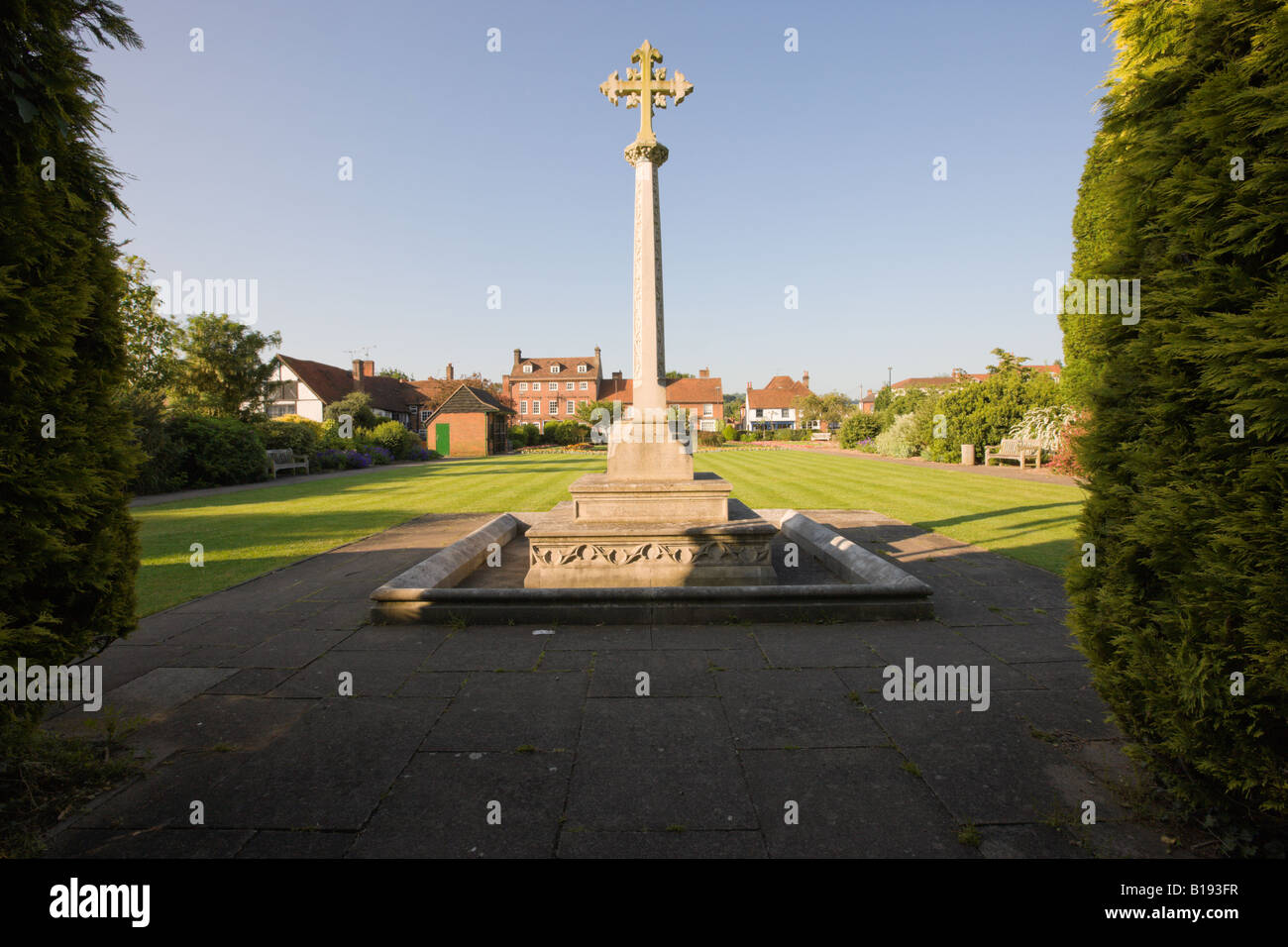 Old amersham memorial gardens hi-res stock photography and images - Alamy