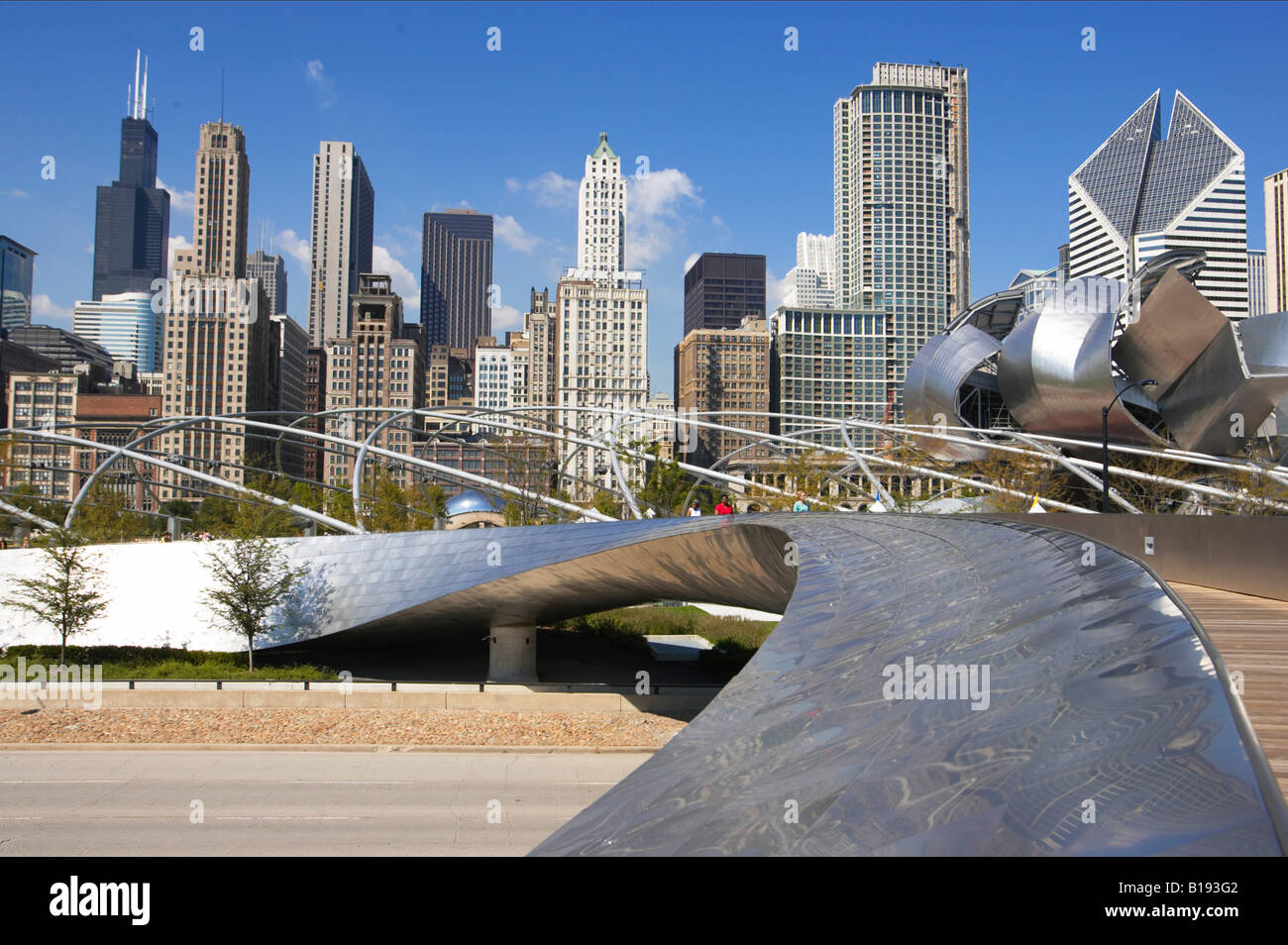PARKS Chicago Illinois BP Bridge Frank Gehry design in Millennium Park ...