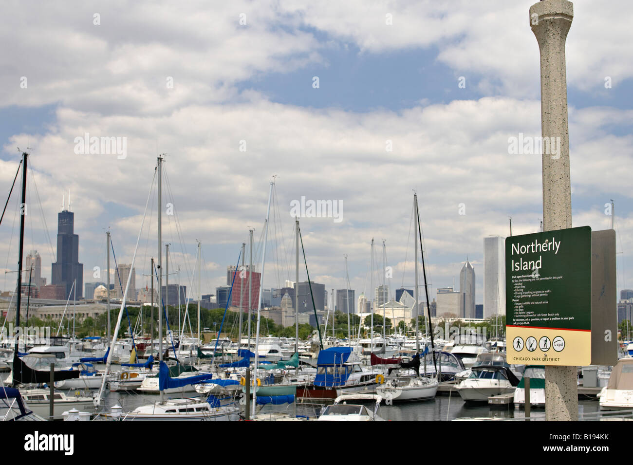 LAKEFRONT Chicago Illinois Burnham Harbor and city skyline Northerly ...