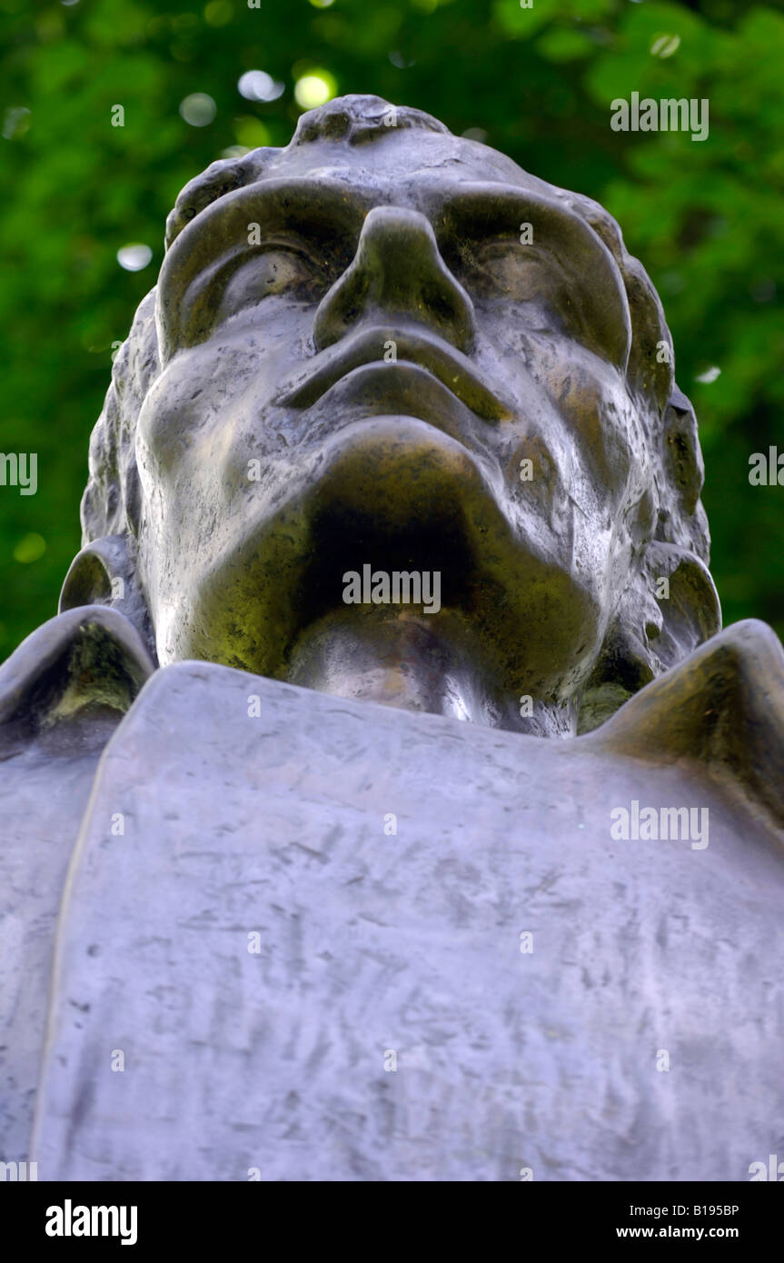 bronze face portrait statue Stock Photo - Alamy