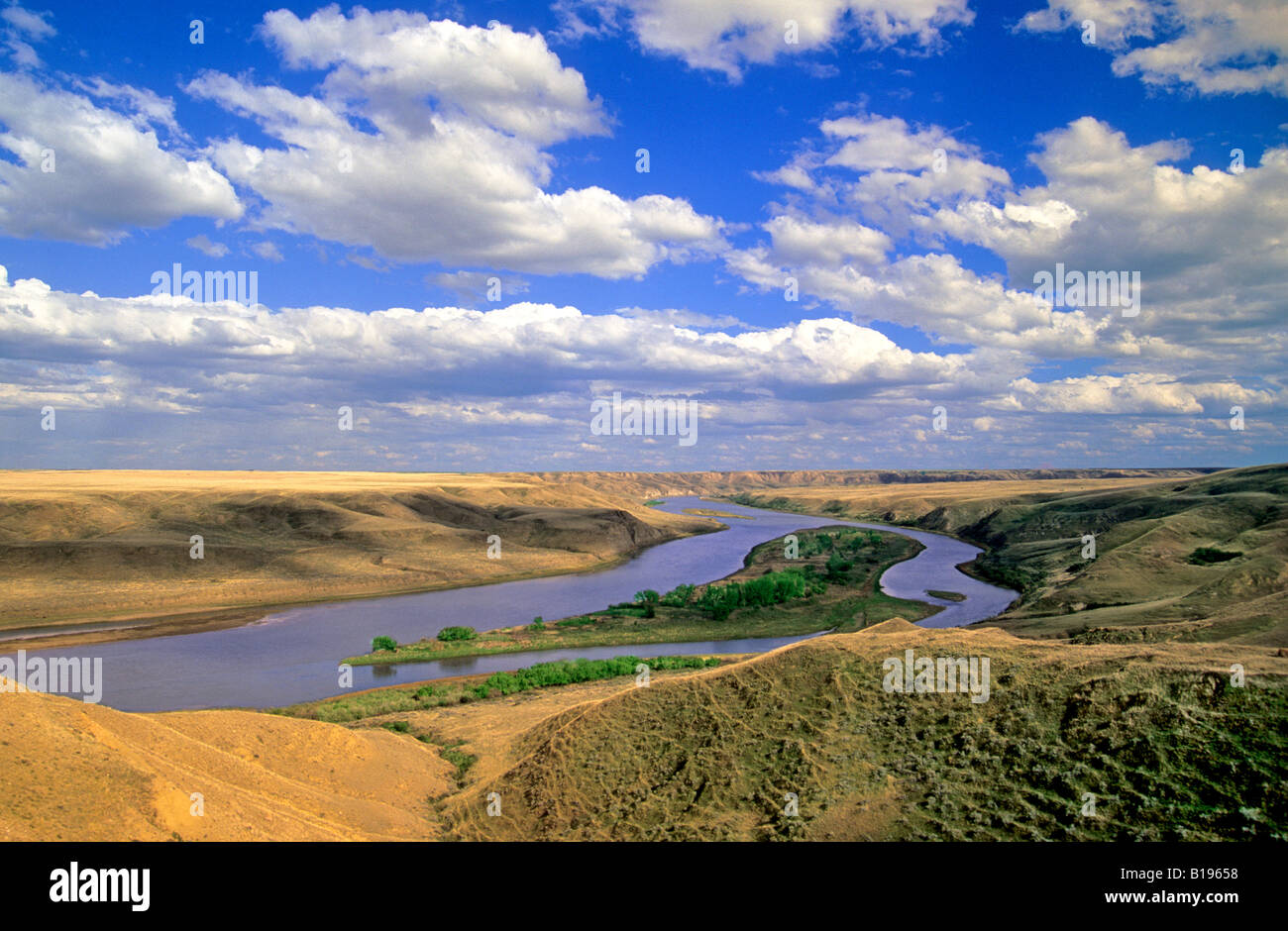 South Saskatchewan River south of Empress, Alberta, Canada Stock Photo ...