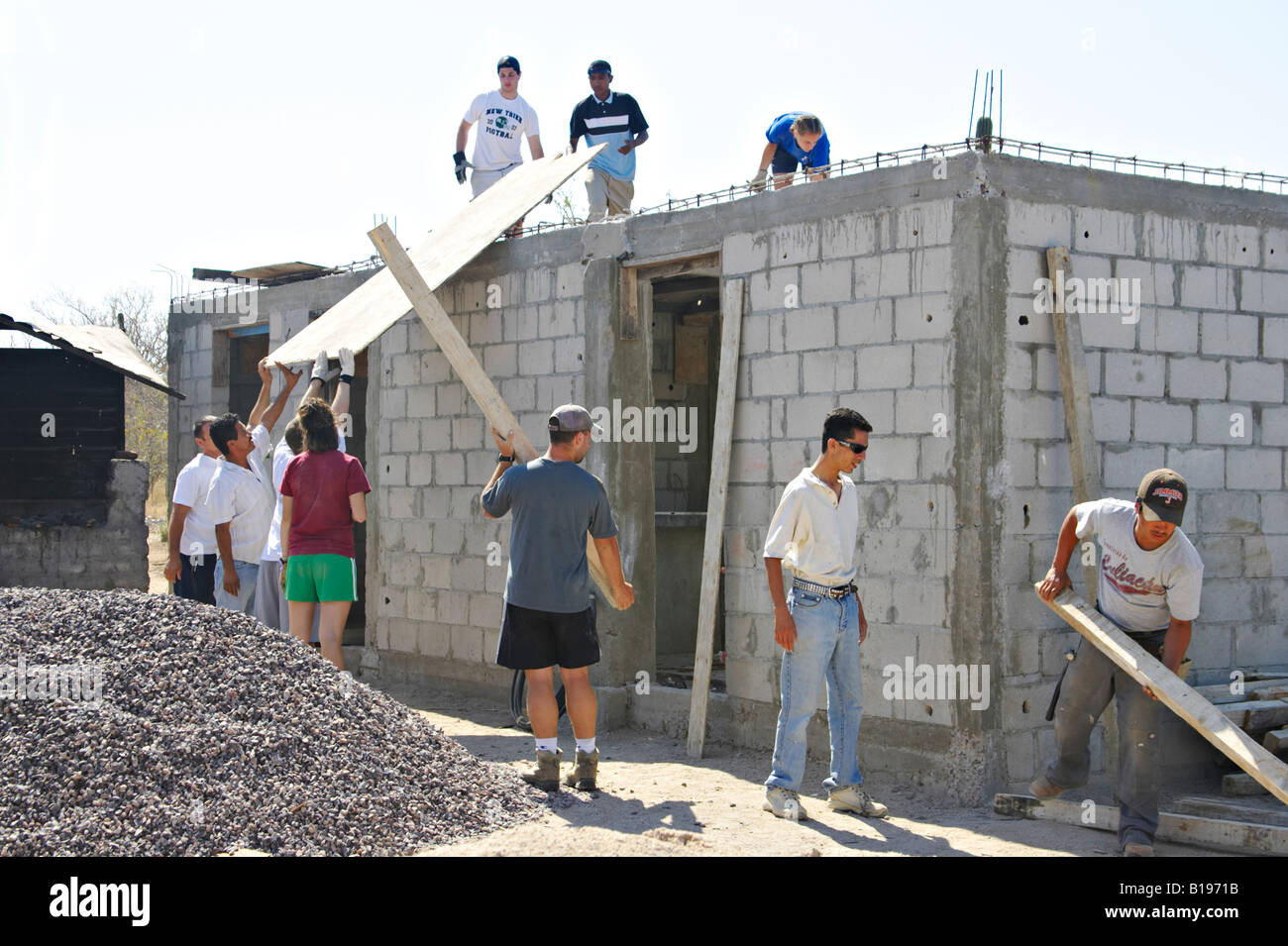 MEXICO La Paz Senior high church youth group summer missions trip ...