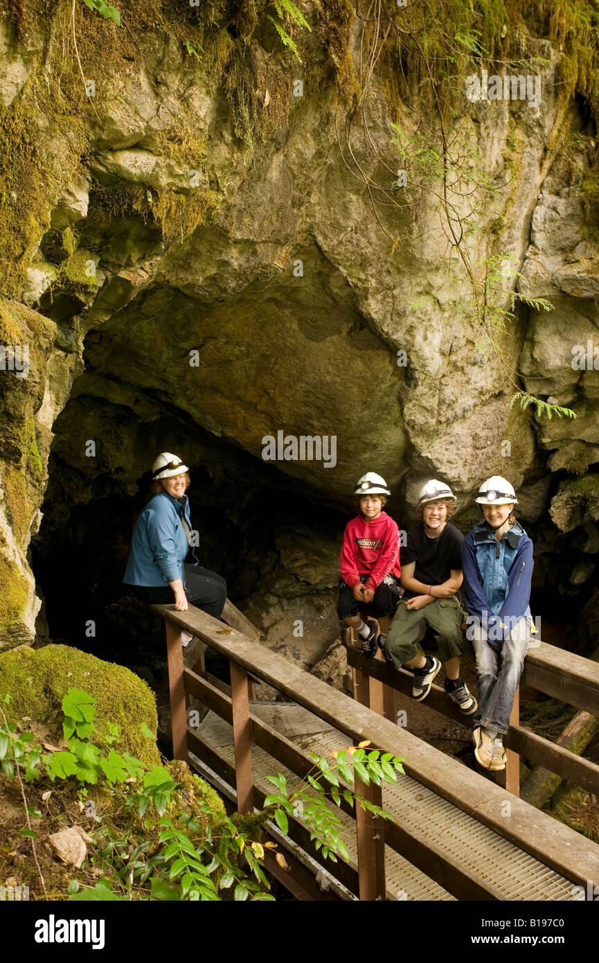 Family at entrance to cave at Horne Lake, (Self guided tour) Vancouver ...