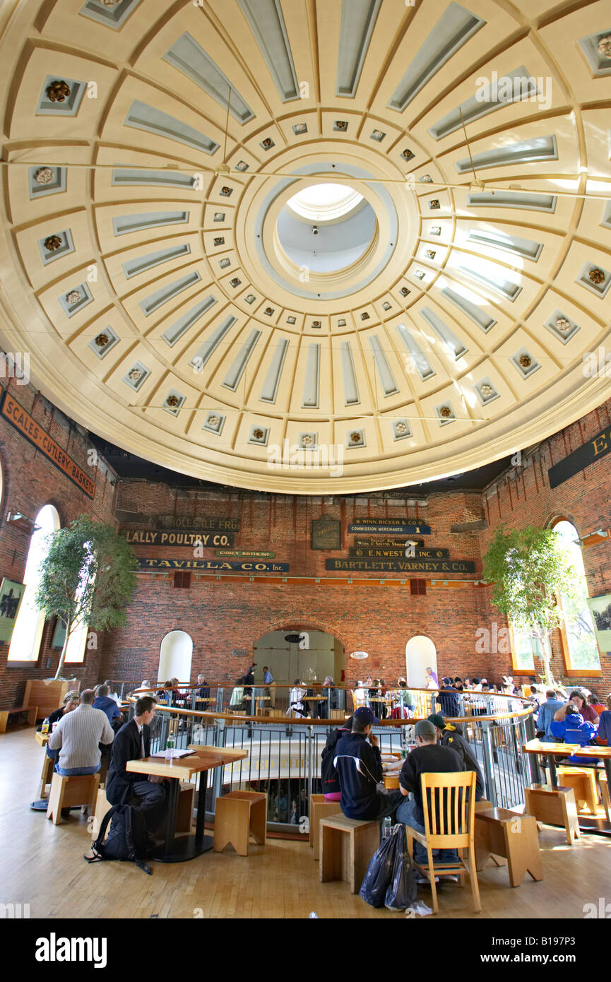 Quincy market hi-res stock photography and images - Alamy