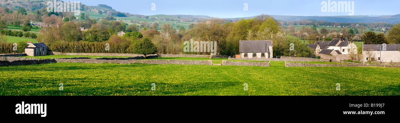 little longstone village in the peak district Stock Photo - Alamy