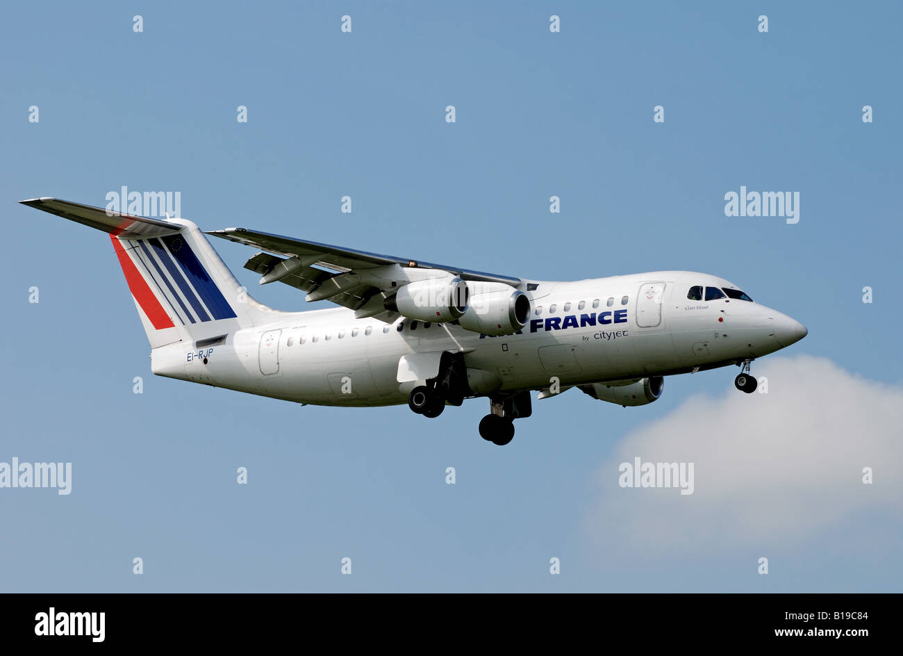 Rj 85 cityjet hi-res stock photography and images - Alamy
