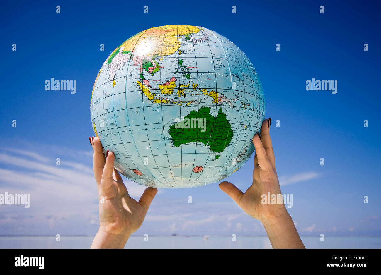 World globe beach ball hi-res stock photography and images - Alamy