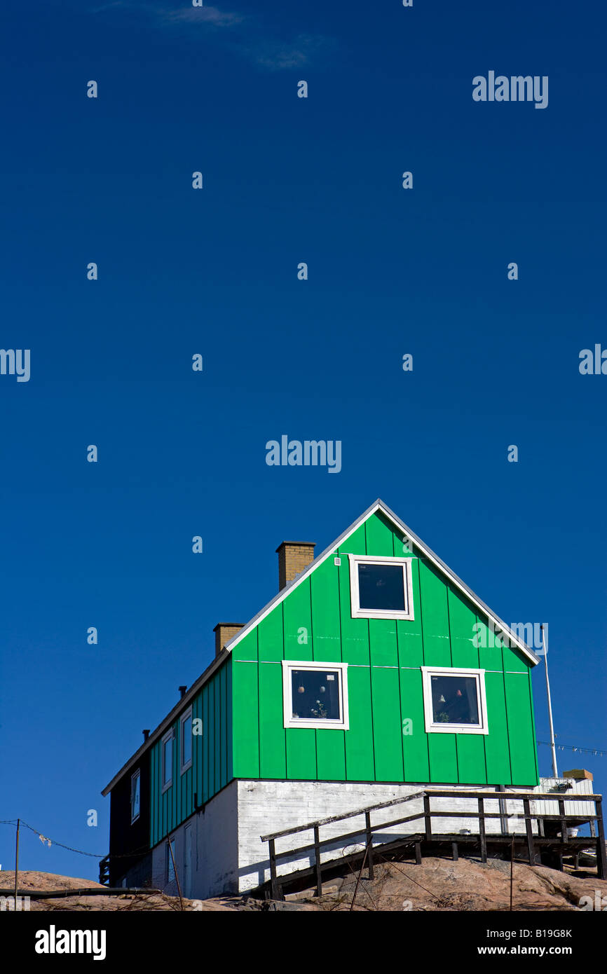 Predominately blue hi-res stock photography and images - Alamy