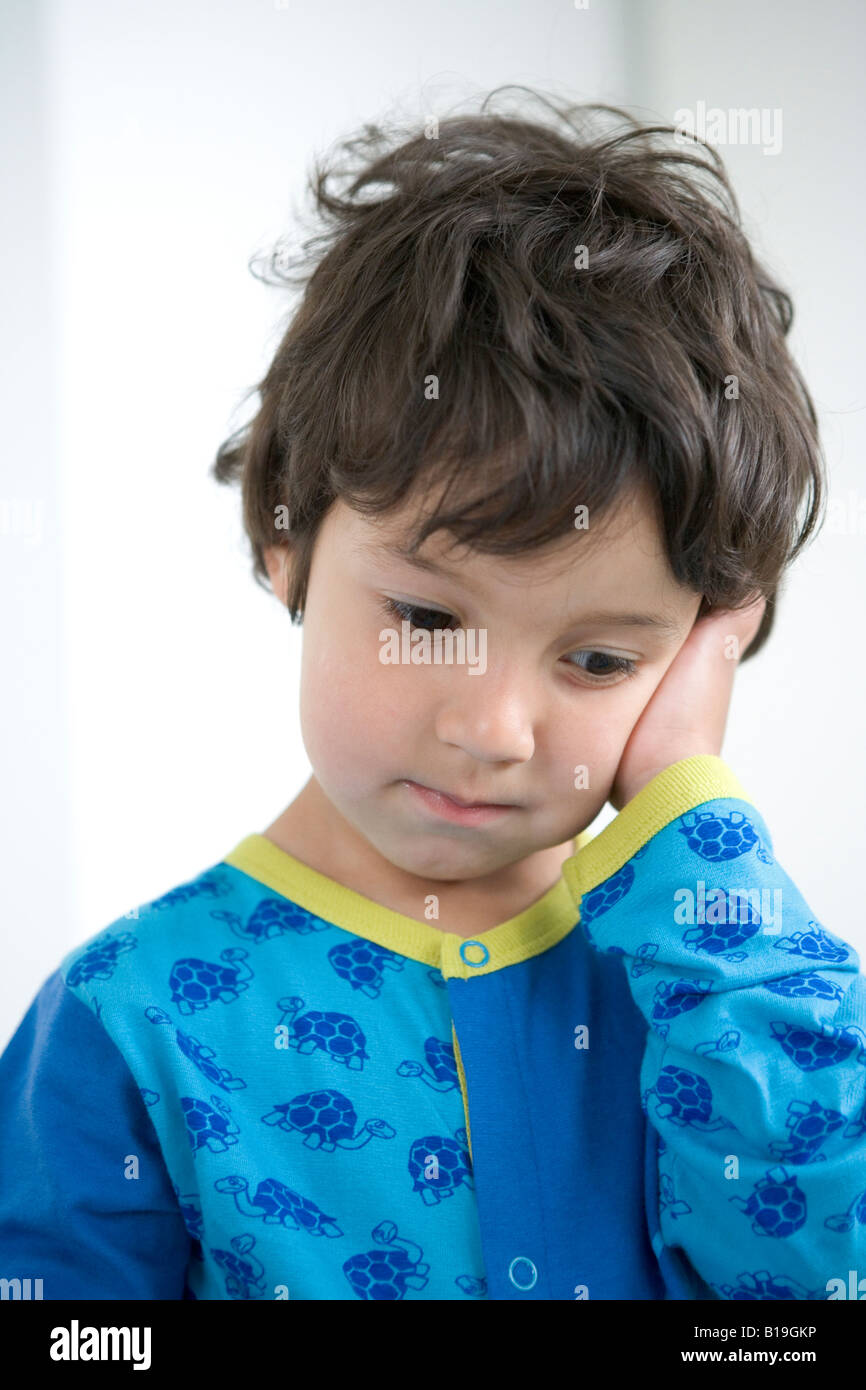 Toddler with earache Stock Photo - Alamy