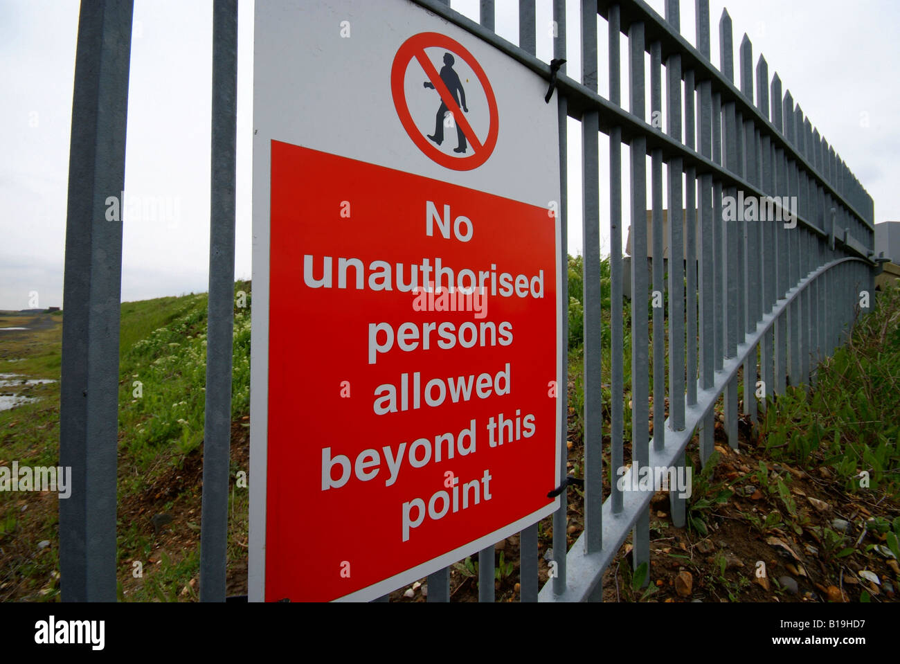 No entry beyond this point sign hi-res stock photography and images - Alamy