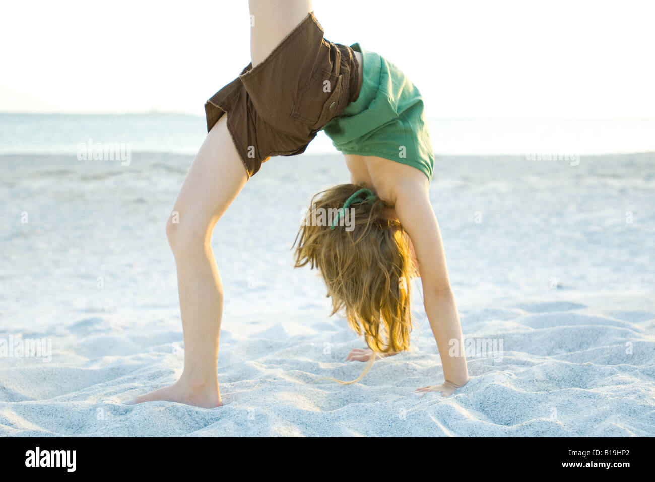Backbends hi-res stock photography and images - Alamy