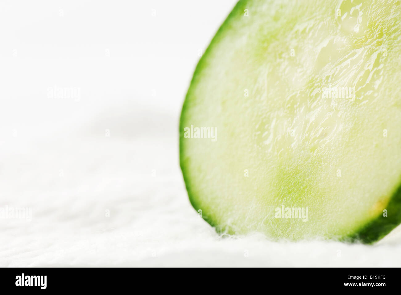 One cucumber slice hi-res stock photography and images - Alamy