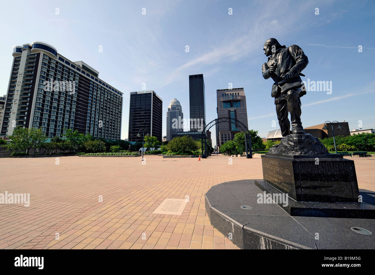 George Rogers Clark statue at Belvedere Waterfront Park downtown ...