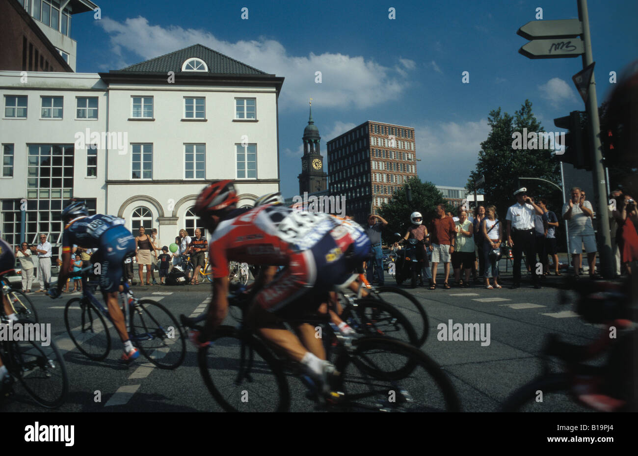 Bike Race Vattenfall Cyclassics In Hamburg Germany Stock Photo Alamy bike-race-vattenfall-cyclassics-in-hamburg-germany-stock-photo-alamy