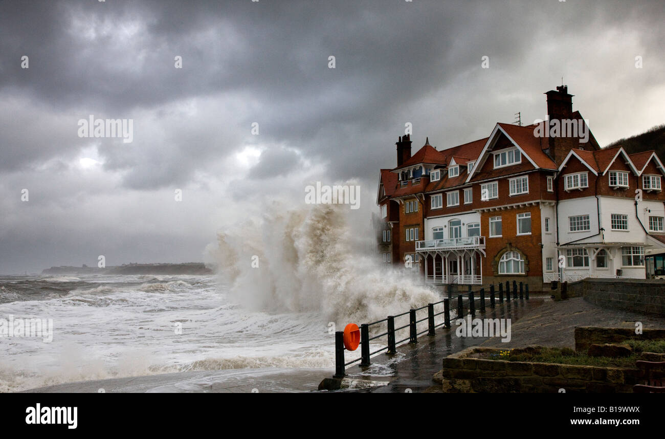 Sandsend near whitby hi-res stock photography and images - Alamy