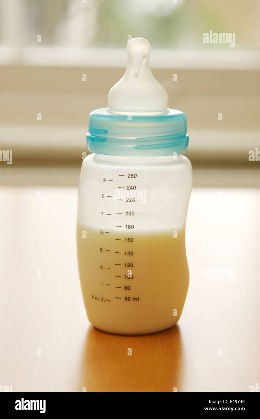 Baby milk bottle Stock Photo - Alamy