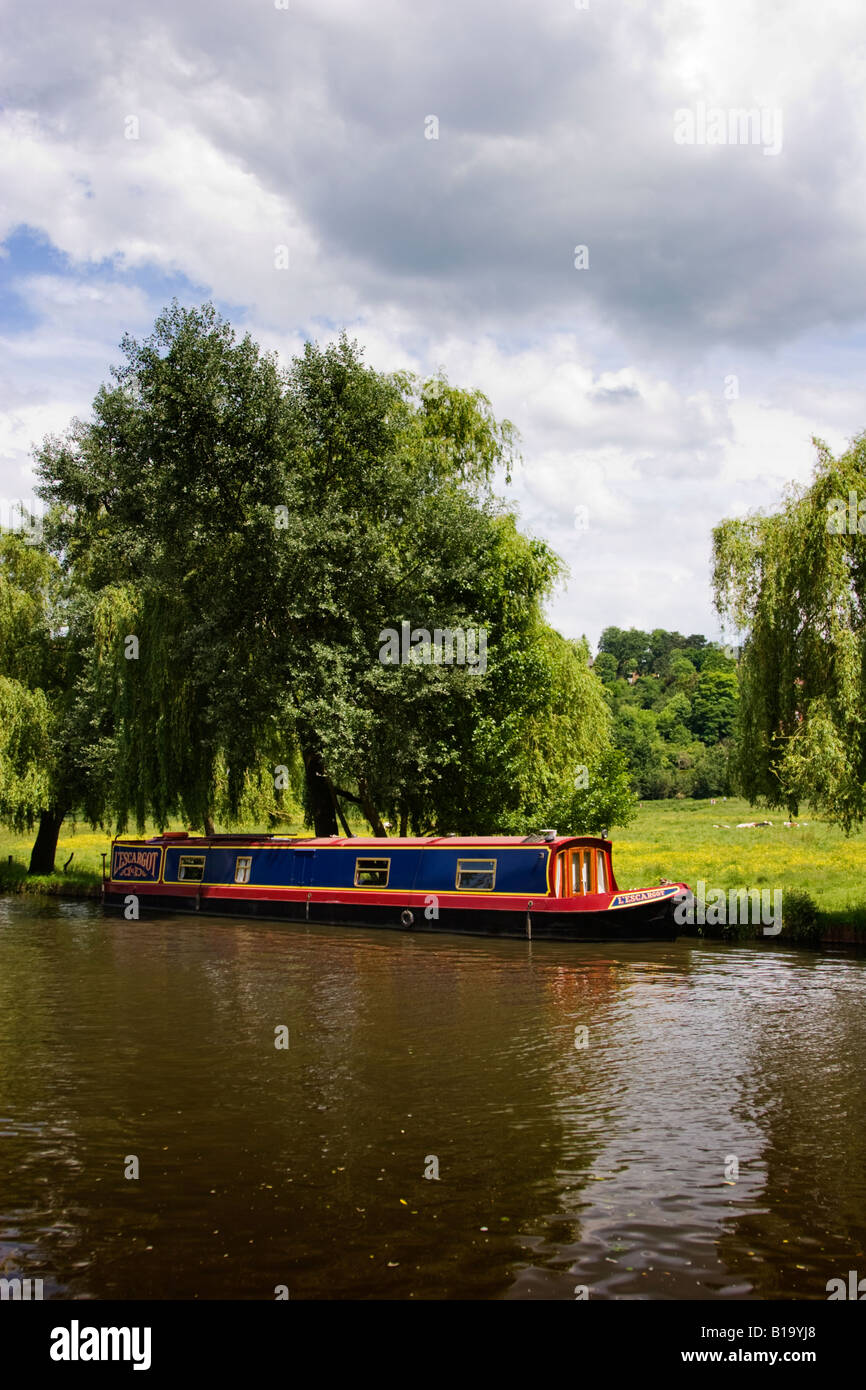 Guildford banks hi-res stock photography and images - Alamy