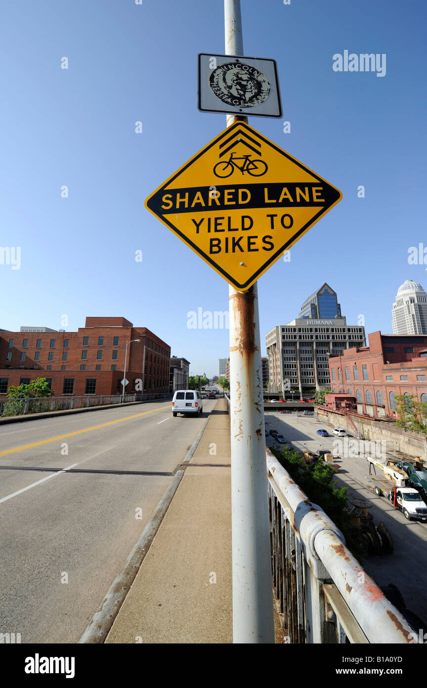 Yield road signs hi-res stock photography and images - Alamy