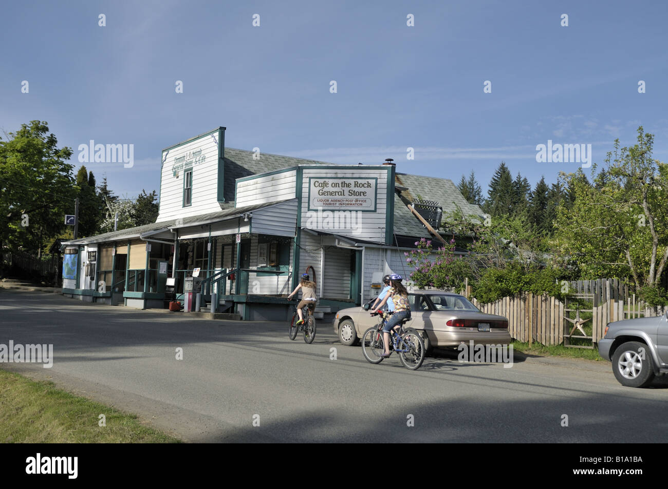Food hub community centre hi-res stock photography and images - Alamy