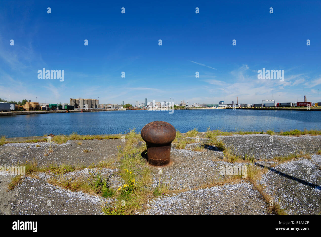 Alfred dock in Birkenhead Merseyside Stock Photo - Alamy