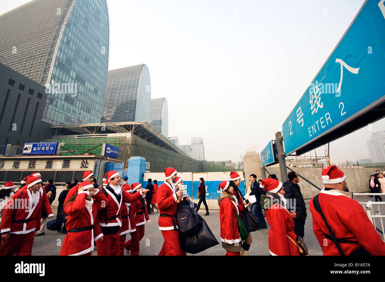 foreign and Chinese residents dressed up as Santa on Christmas Day ...
