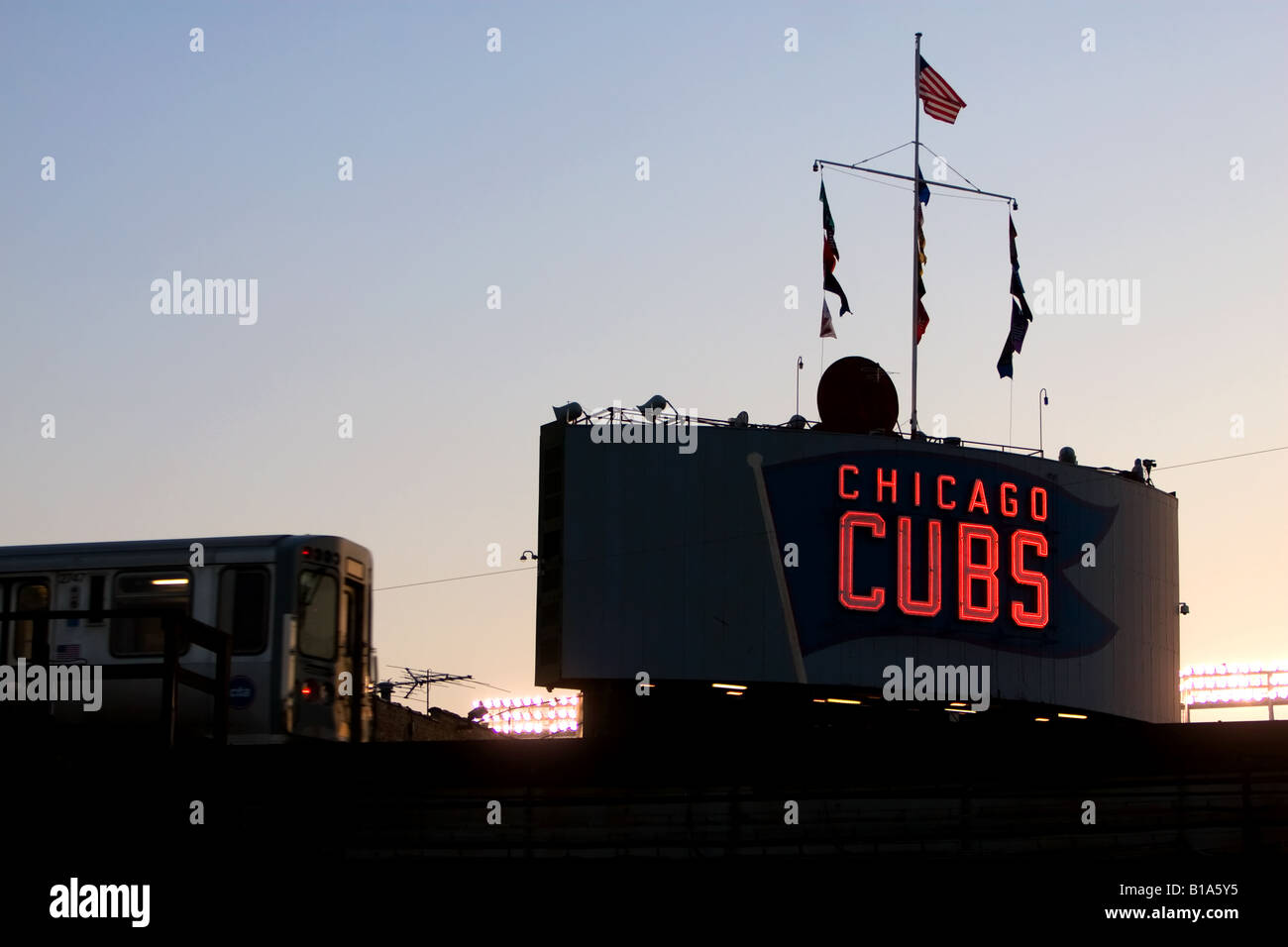 The Chicago Transit Authority's Red Line El train takes fans right to ...