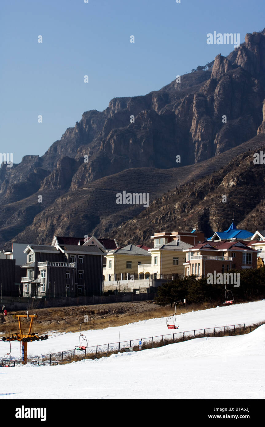 Shijinglong ski resort Beijing China Stock Photo - Alamy