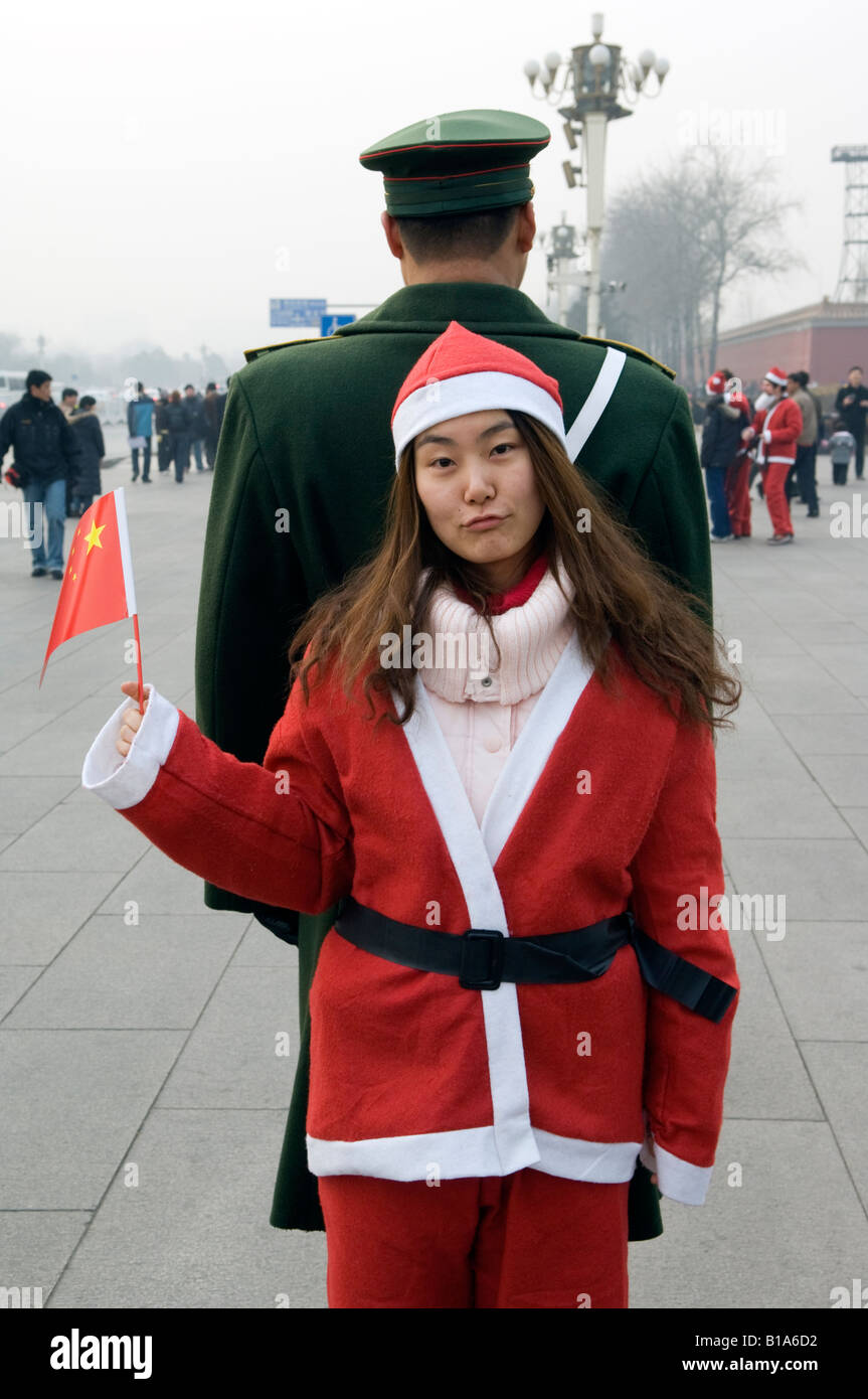 Female red guard china hi-res stock photography and images - Alamy