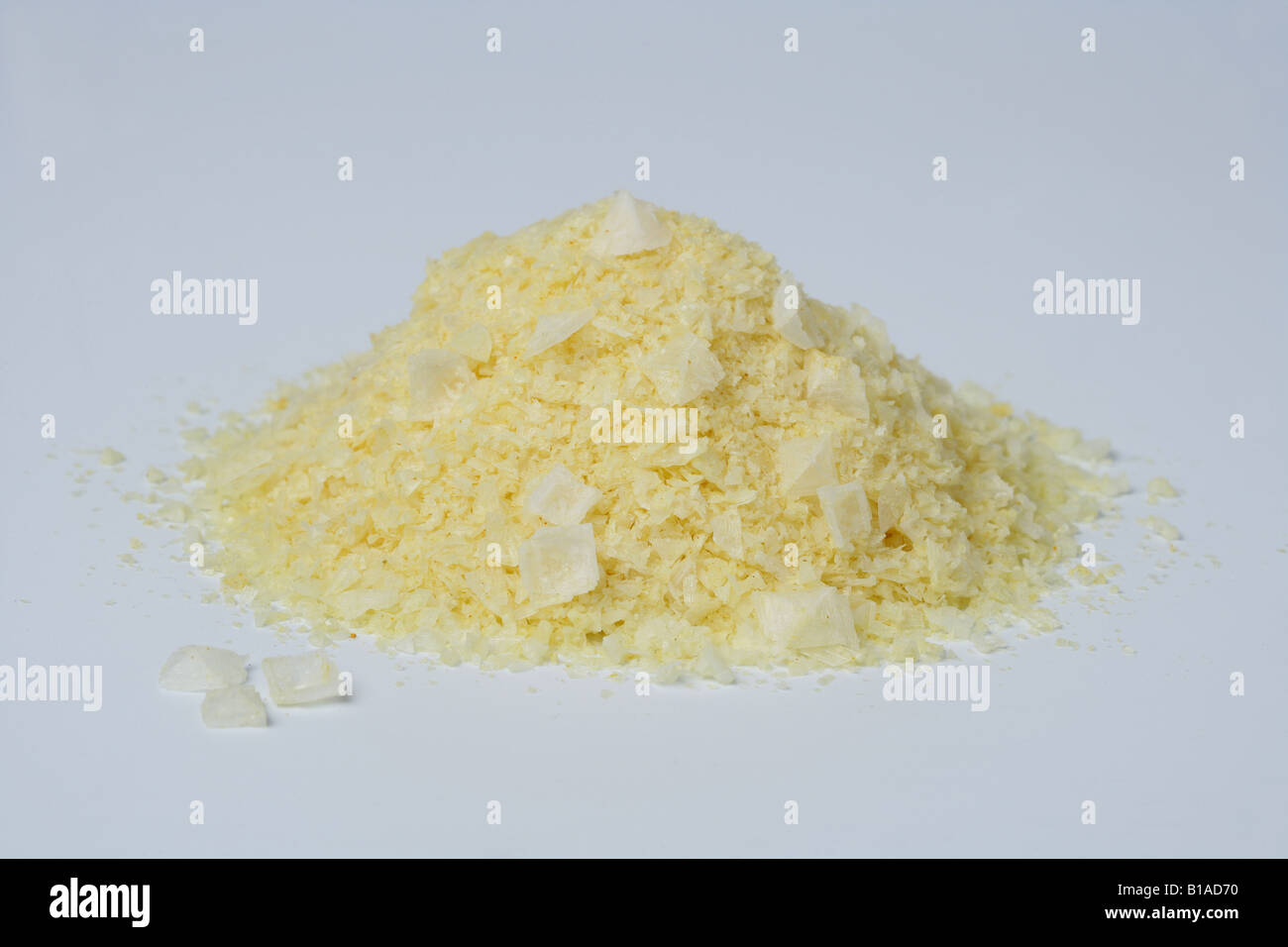 Lemon sea salt flakes Stock Photo - Alamy