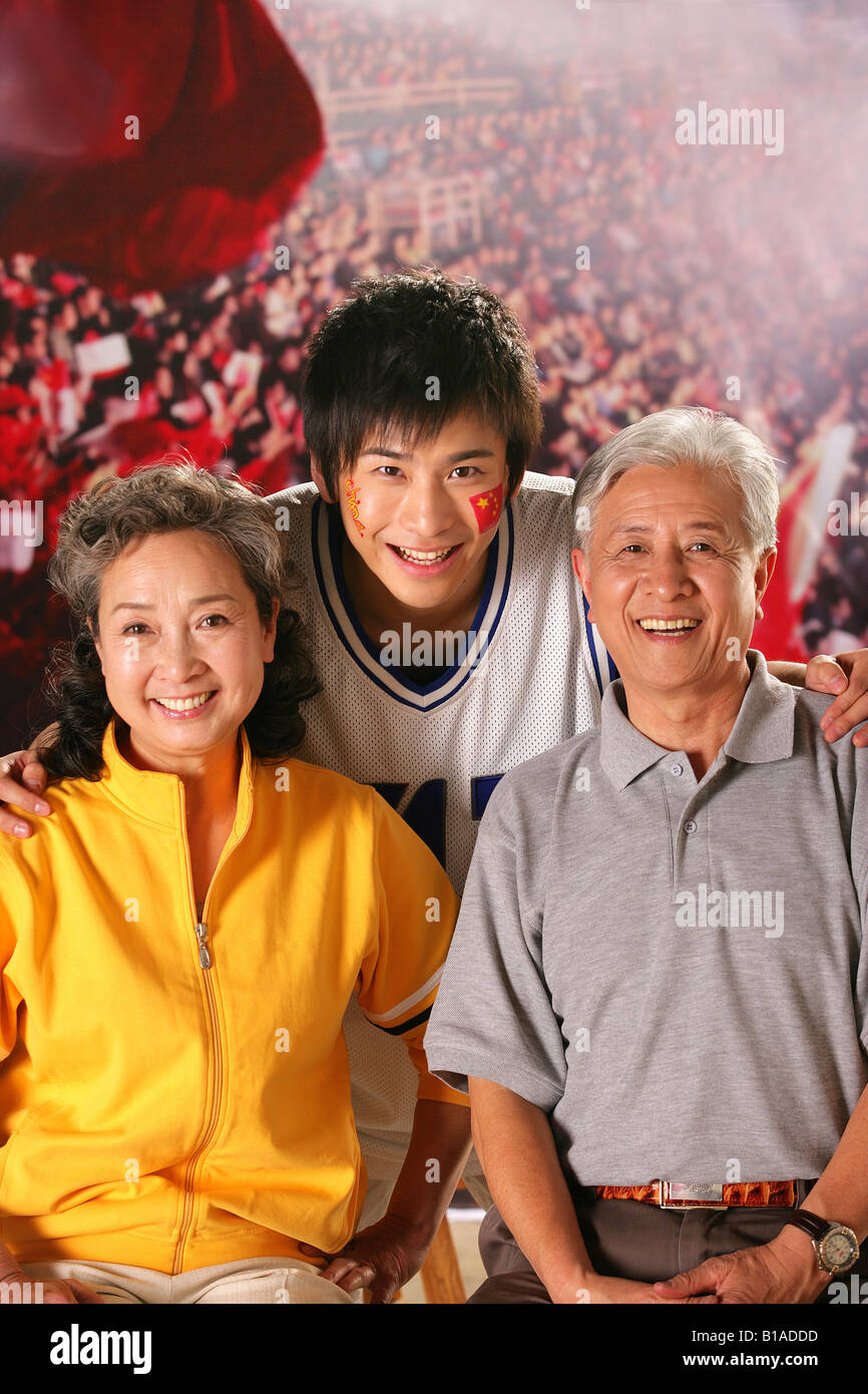 family in stadium and cheering Stock Photo - Alamy