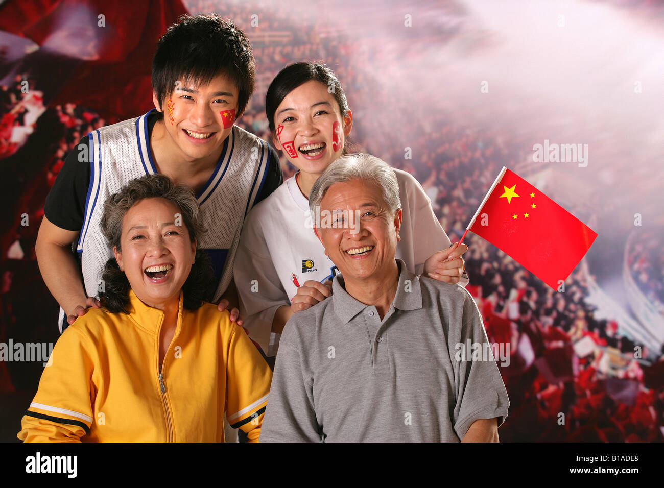 family in stadium and cheering Stock Photo - Alamy