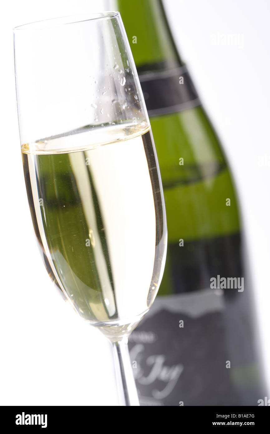 Glass and bottle of cava (vertical Stock Photo - Alamy