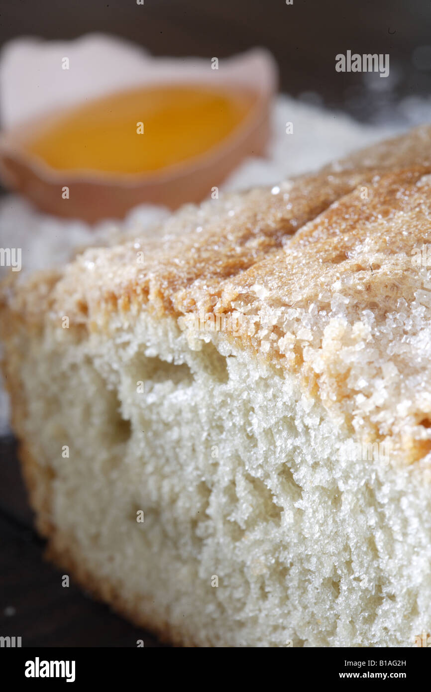 Sponge buns hi-res stock photography and images - Alamy