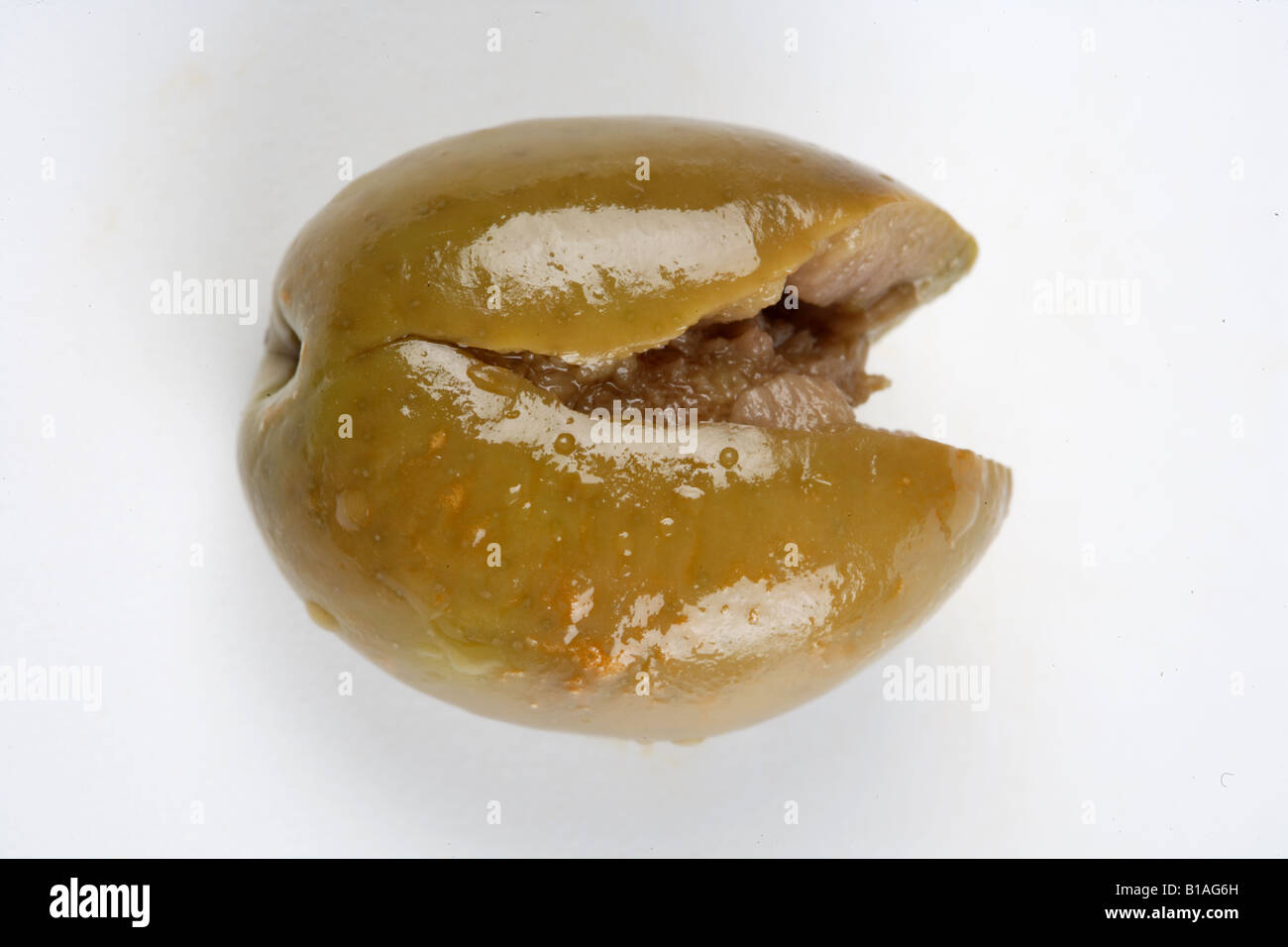 Cracked green olives hi-res stock photography and images - Alamy