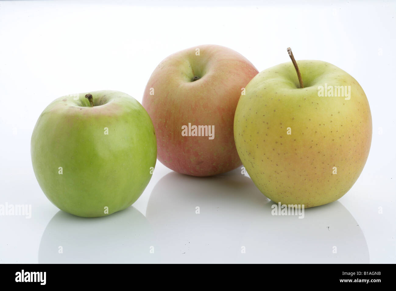 An assortment of apples Stock Photo - Alamy