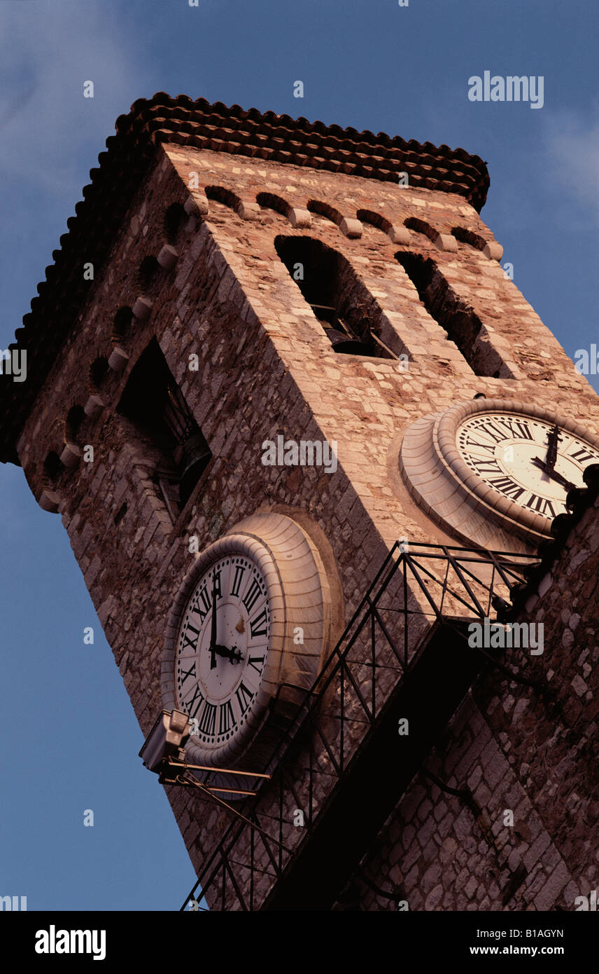 Tilting towers hi-res stock photography and images - Alamy