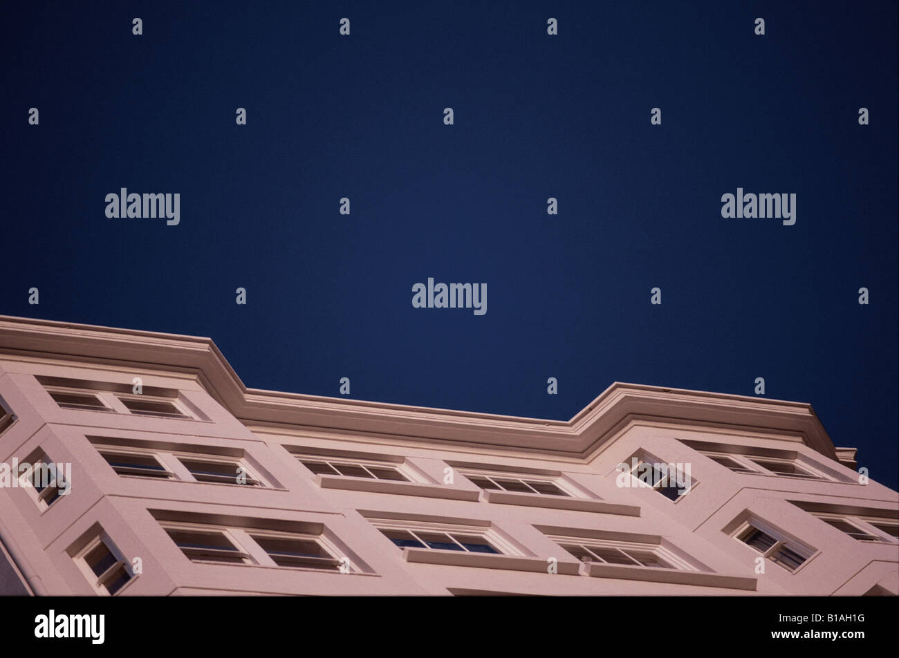 Wall facades hi-res stock photography and images - Alamy