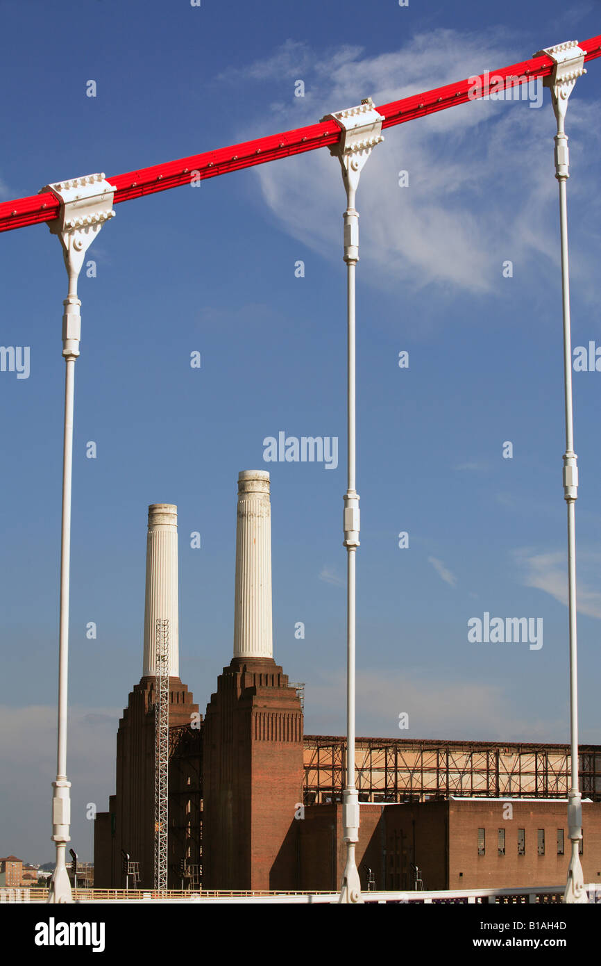 Chelsea bridge battersea hi-res stock photography and images - Alamy