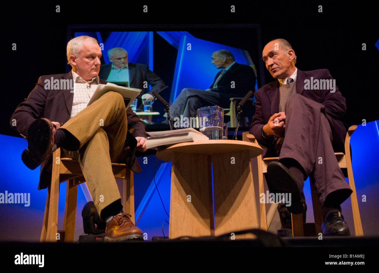 Former head of the British army General Sir Mike Jackson right talking ...