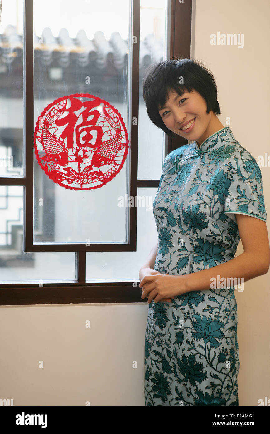 portrait of Chinese woman in traditional clothing Stock Photo - Alamy