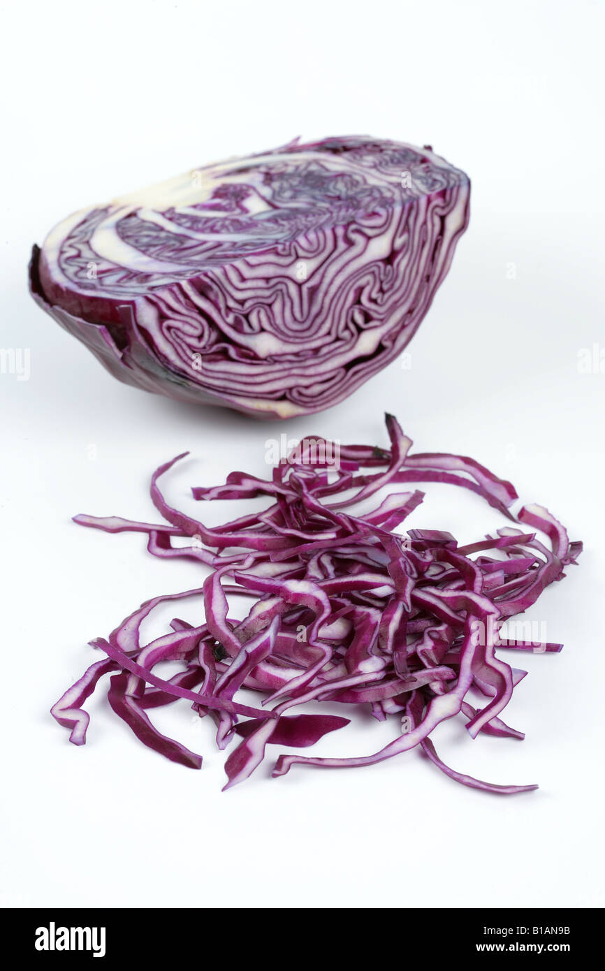 Red cabbage strips hi-res stock photography and images - Alamy