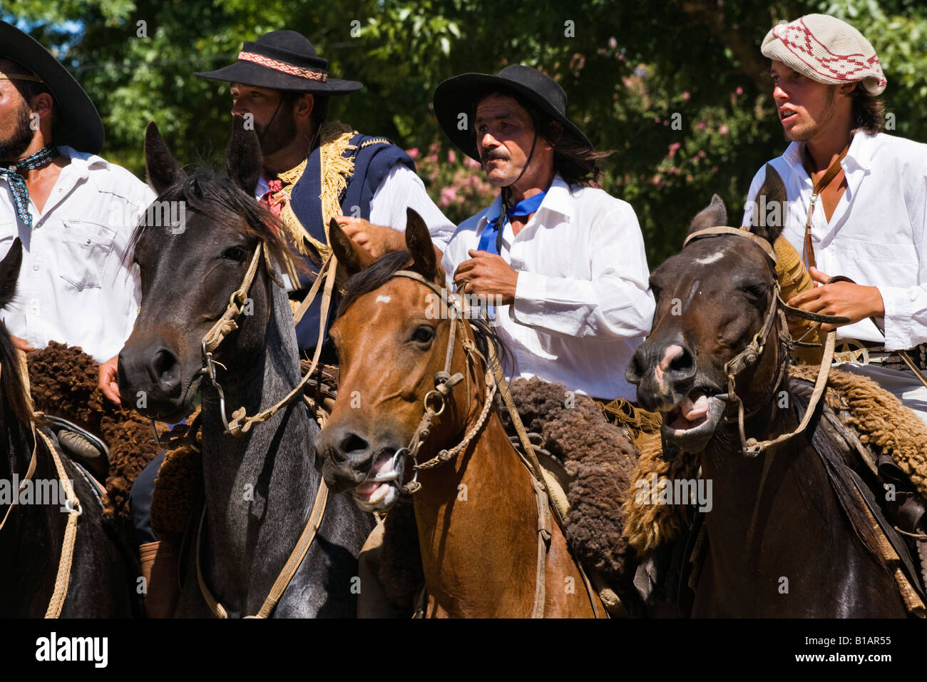 gaucho cowboy cow-boy tradition costume dress Stock Photo - Alamy