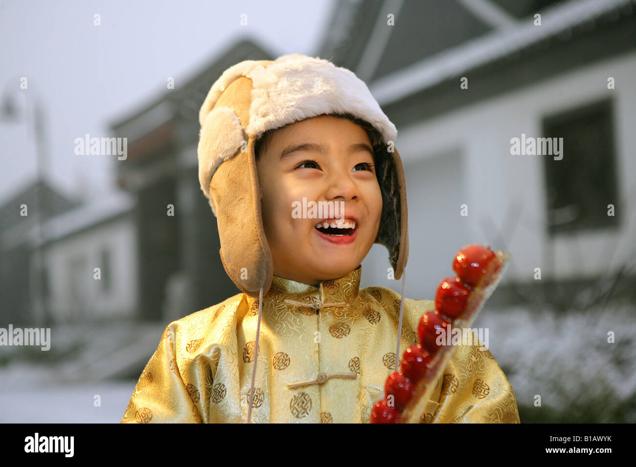 One chinese boy(4-5 years) standing smiling Stock Photo - Alamy