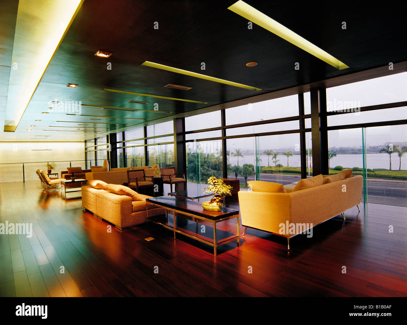 Interior room view hi-res stock photography and images - Alamy