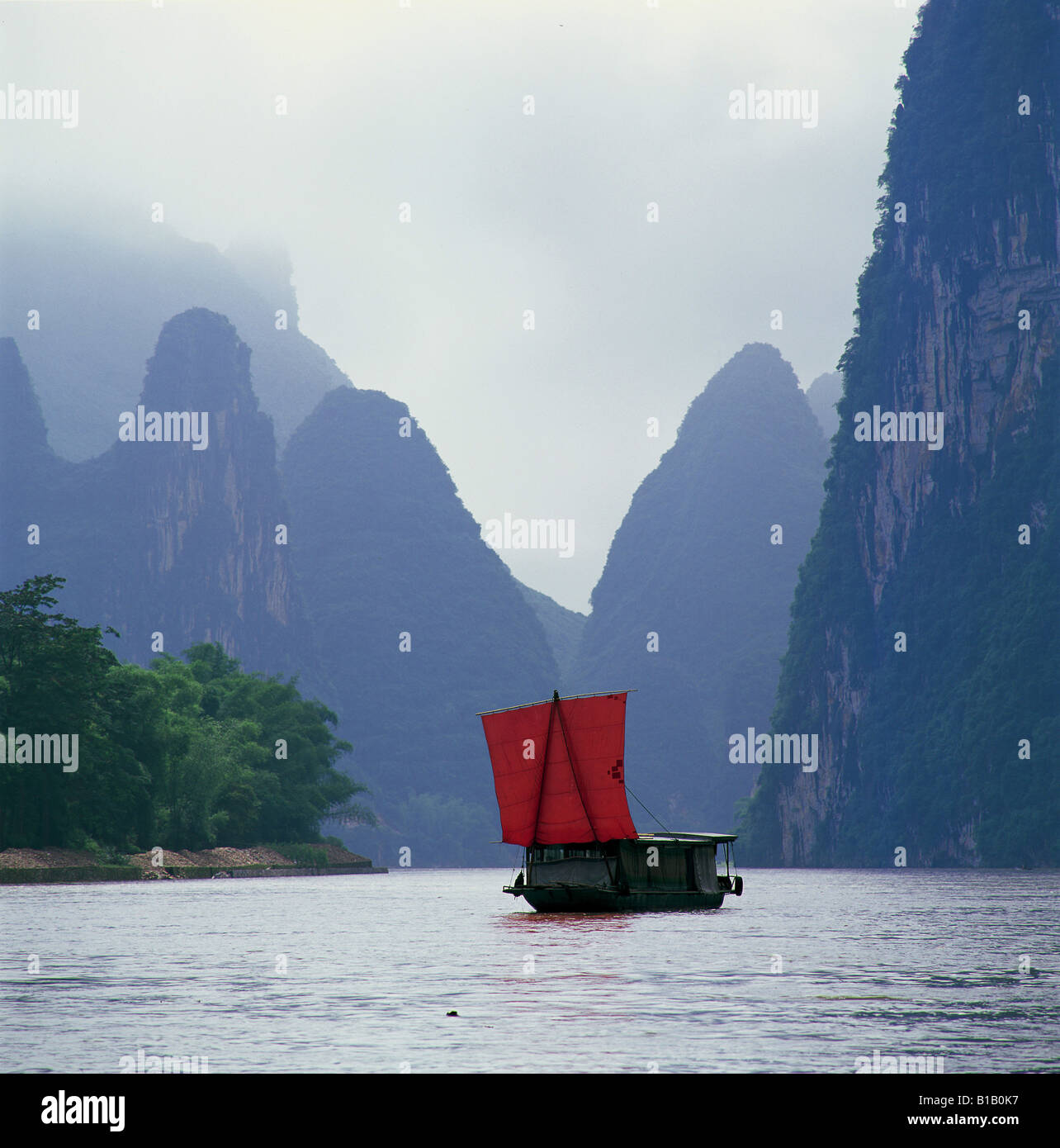 Asia red sail hi-res stock photography and images - Alamy