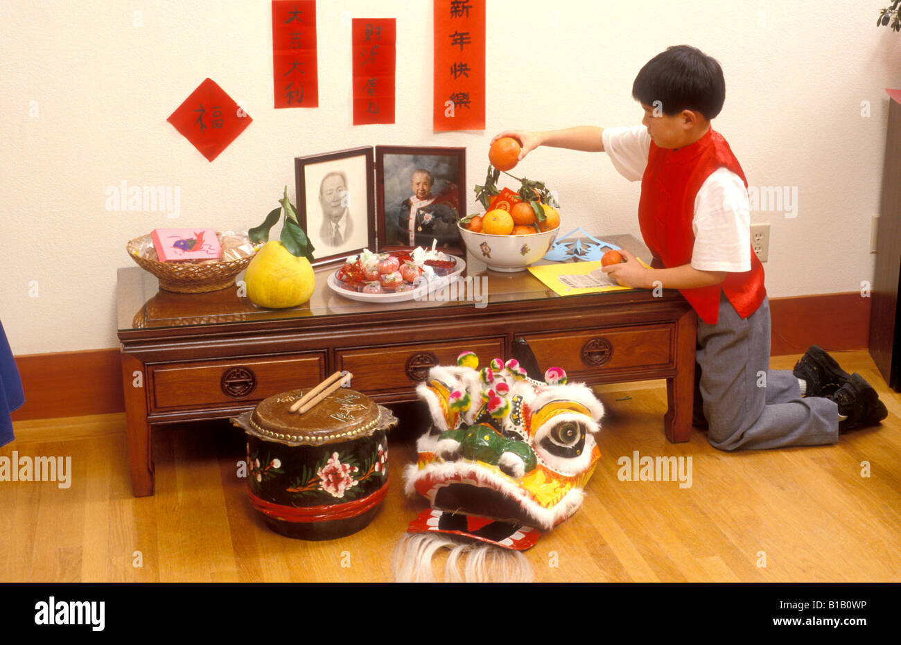 Chinese Altar