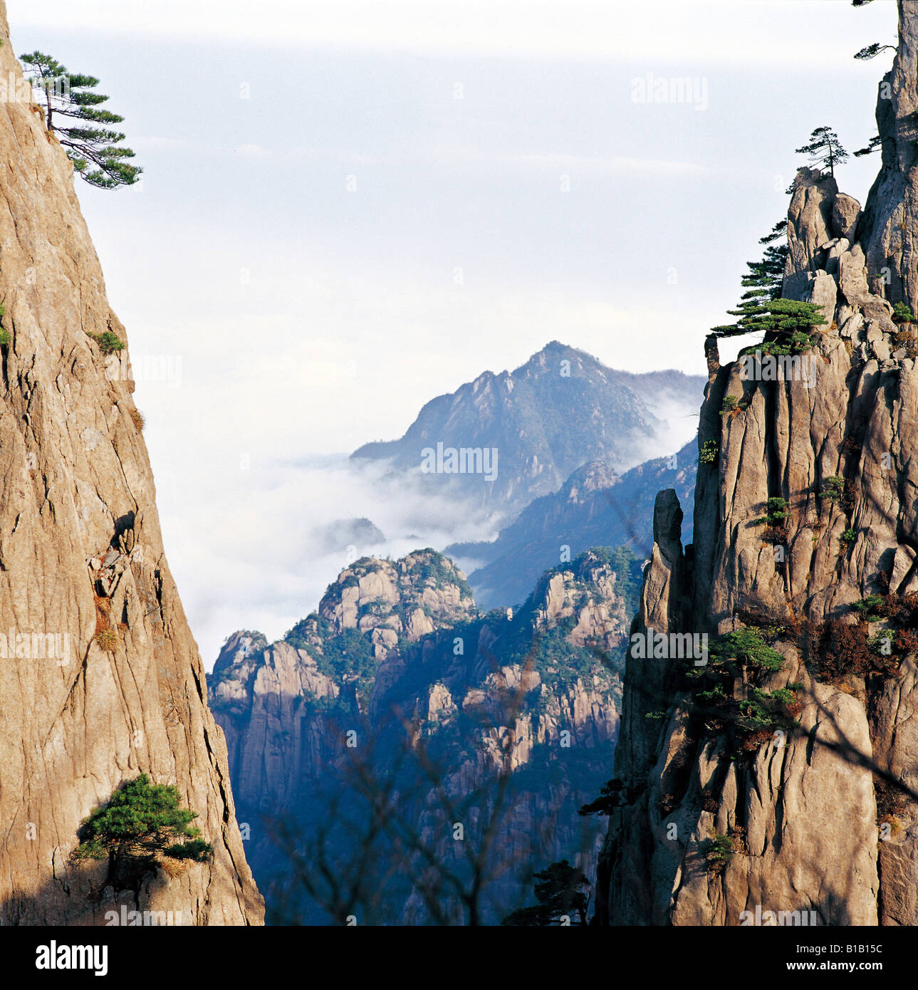 Mt Huang High Resolution Stock Photography and Images - Alamy