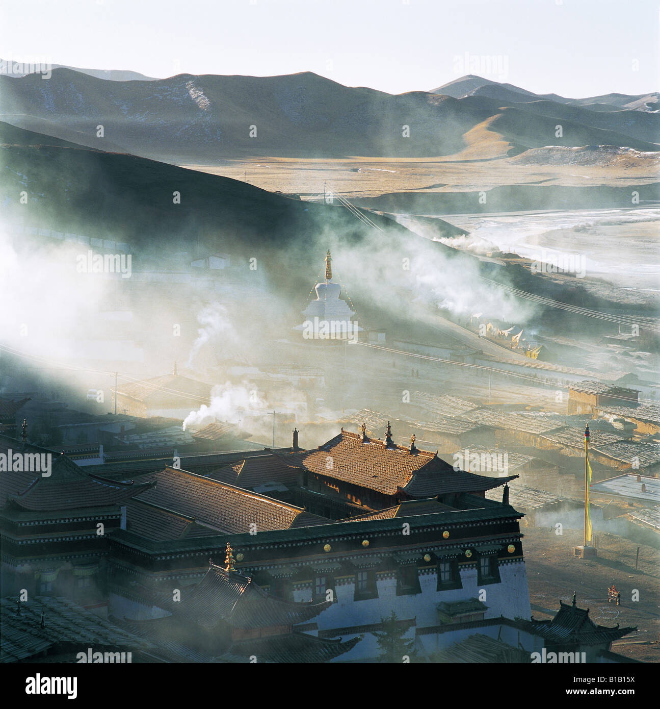 temple by Yellow River,Tangke,Sichuan,China Stock Photo - Alamy